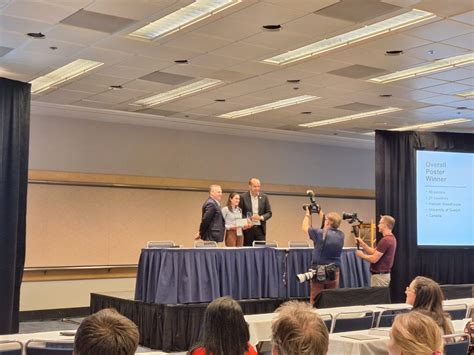 Hannah Woodhouse Wins Best Overall Research Poster At The Idf