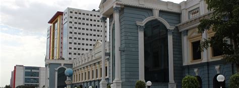 SRM University Chennai Admission Courses Fees Placement Cut Off