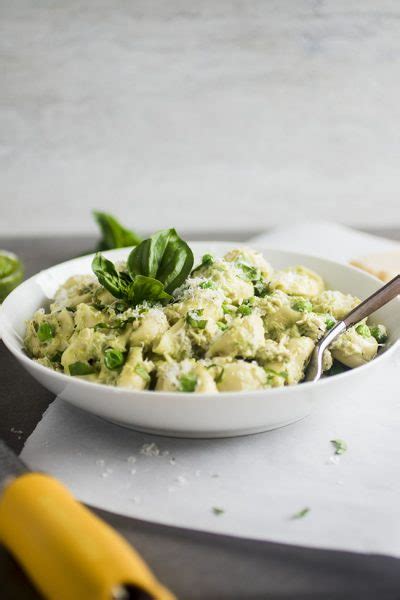Creamy Pea And Pesto Tortellini Life As A Strawberry