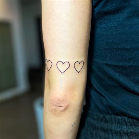 타투쉐어 타투 포스팅 하트삼총사 받아가셧습니다