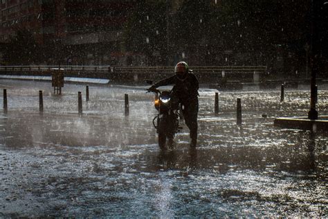 Fuertes Lluvias Afectan Varias Localidades De Bogotá El Nuevo Siglo