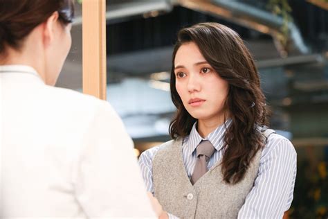 画像1947 「eye Love You」怒涛のキス5回 侑里（二階堂ふみ）＆テオ（チェ・ジョンヒョプ）の“だるまさんがころんだ”に反響