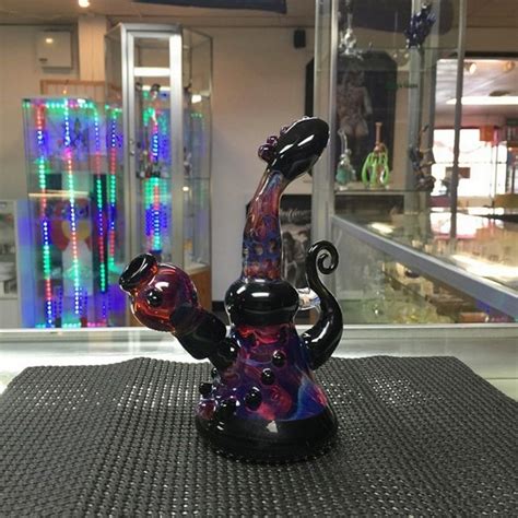 Heady Glass Vs Scientific Glass How Do They Compare