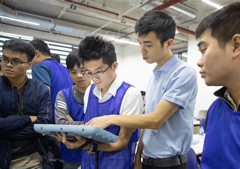 Lập Trình Robot