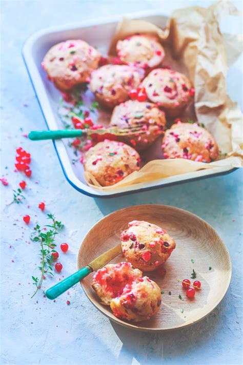 Muffins Aux Groseilles Et Pralines Roses Petitsplats Et Tralala