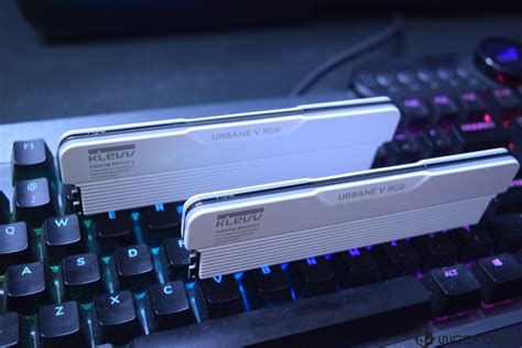 KLEVV Urbane V RGB DDR5 7600 CL36 32 GB Memory Review