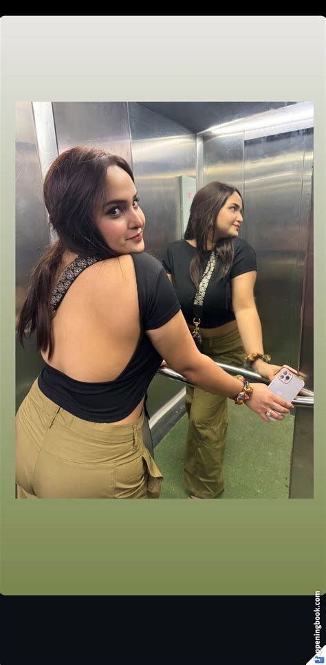 Aliya Naaz Aliyanaazx Nude Onlyfans Leaks Fappening Fappeningbook