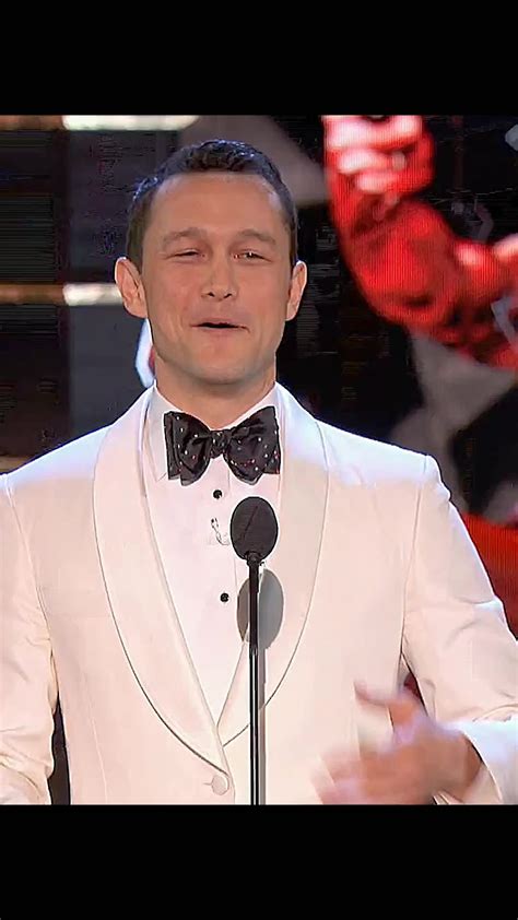 El Joven Bruce Willis Y Joseph Gordon Levitt Cómo Se Convirtió