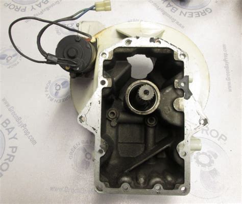 982694 Omc Stringer 120 140 Hp Intermediate Housing Ebay