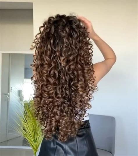 Kıvırcık Saç Bakımı Nasıl Yapılır Tarz Kadın Curly Hair Tips Long