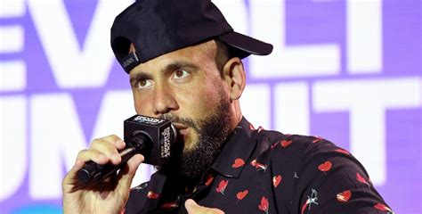 Who Is Dj Dramas Side Chick Hip Hop Djs Longtime Girlfriend Debakii Allegedly Beats Up Side