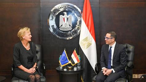 وزير الاستثمار يبحث مع سفيرة الاتحاد الأوروبي بالقاهرة سبل ت الوطن