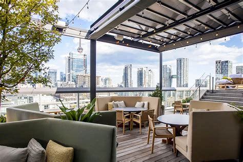 Harriets Rooftop At 1 Hotel Toronto Shadefx