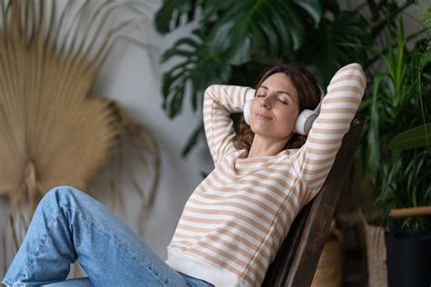 15 Ways To Provide Employee Mental Health And Well Being Support