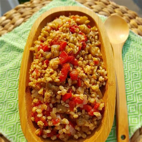 طرز پخت بلغور گندم ترکیه ای خانگی خوشمزه با مرغ و لوبیا