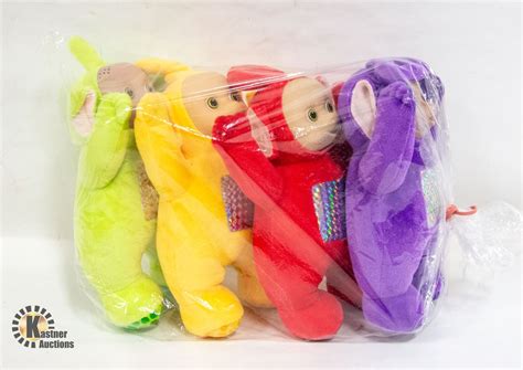 Lot Of 4 Teletubbies Plush Dolls