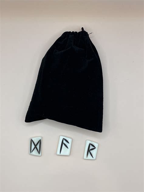 Bone Rune Set