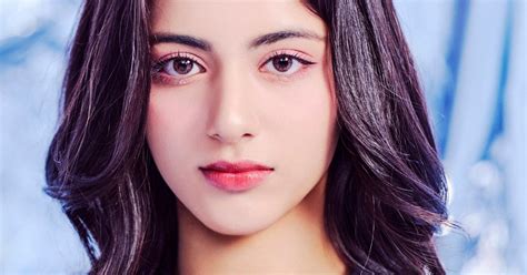 Aria Of Rookie Girl Group Xin Makes History As The First Indian K Pop