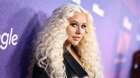 Christina Aguilera Elisha Leggett