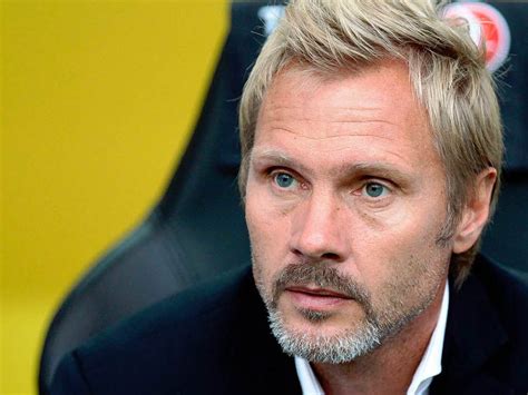 Hsv Schmeißt Trainer Thorsten Fink Raus 1 Bundesliga Badische Zeitung