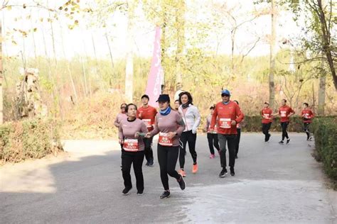 Yysports胜道体育“你是我的眼10km公益助盲跑 搜狐大视野 搜狐新闻