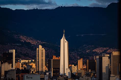 Pico Y Placa Hoy En Medellín Lo Que Debes Saber Canal Trece