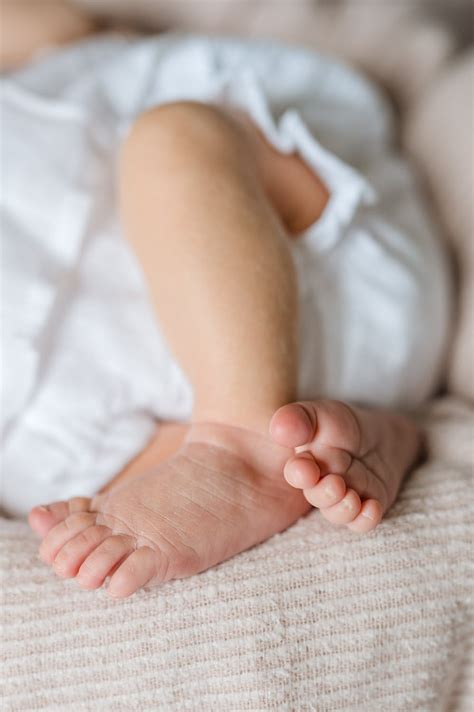 간병인 고요한 기저귀 꿈꾸는 낮잠 다정함 달콤한 돌보다 따뜻함 민감한 피부 발 부드러운 부드러운 담요