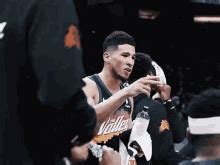 Devin Booker GIFs | Tenor