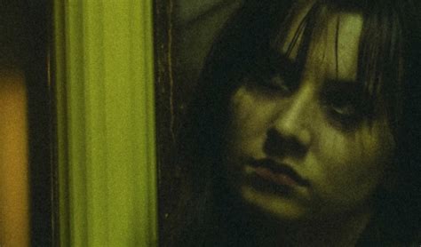 Bella Wright To Release New Single Playing The Game In November