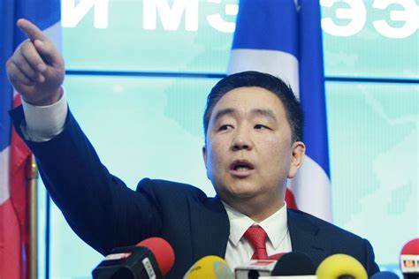 Нийслэлийн прокурорын газраас Д Мөнх Эрдэнийг яллагдагчаар татлаа