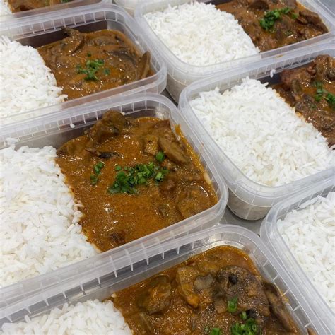 Slow Cooked Beef Stroganoff And Rice Thali Queen