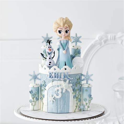 Elsa Princess Castle Cake • Princess Cakes