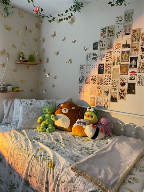 Best 11 Bold And Beautiful Making A Statement With Color In Your Dorm