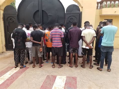Efcc Arrests 30 Suspected Internet Fraudsters In Ilorin