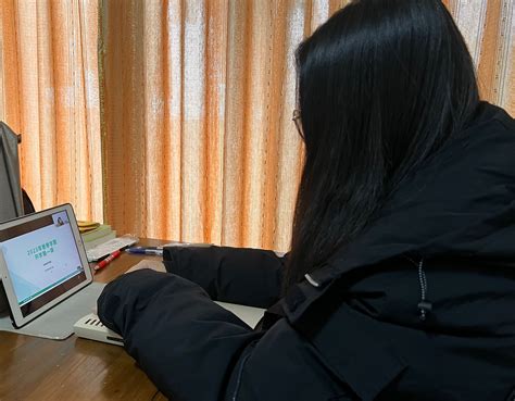 未来技术学院组织2023年春季学期开学第一课
