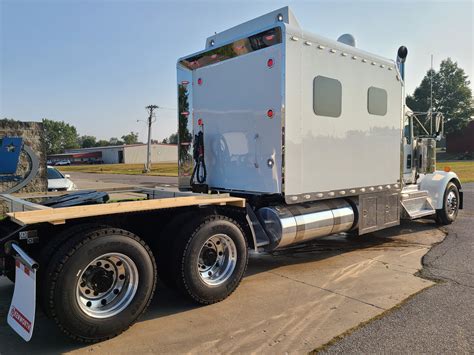 2025 Kenworth W900 Ext Cab With 132 Rb Legacy Ii Sleeper 2515 Ari