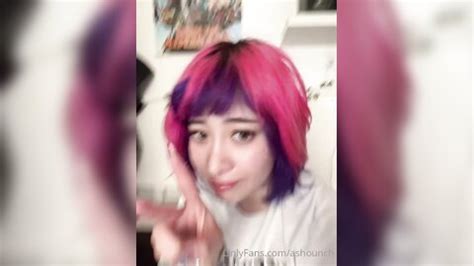 Uwu gurl 私たちの最高の発見 Xasiat