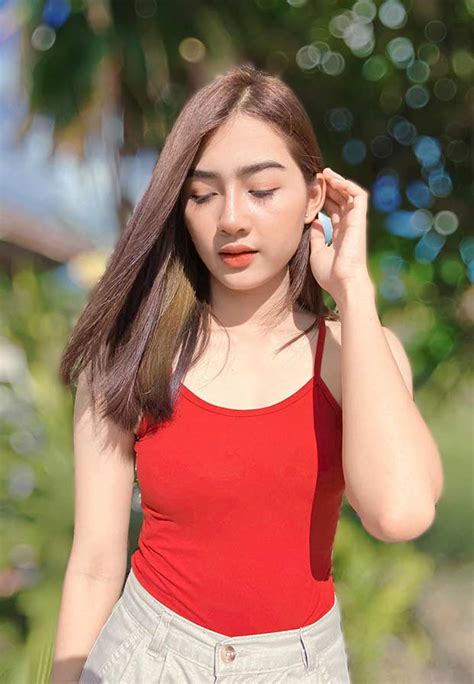 เปิดวาร์ป น้องส้มโอ เน็ตไอดอลสาวสวยสุดเอ็กซ์ เซ็กซี่ หน้าหวานขัวญใจหนุ่มๆ
