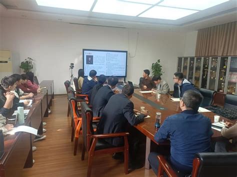 东南大学邓小鹏教授应邀为我院师生做报告 土木学院