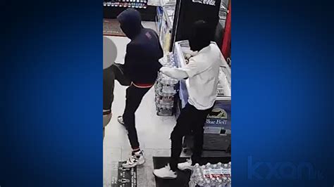 Apd Detectives Search For 2 Aggravated Robbery Suspects Kxan Austin