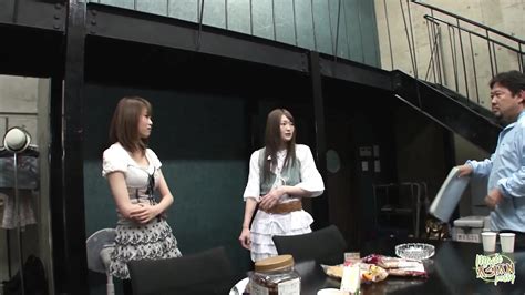 然后他们吃零食，拍照，然后。 Xhamster