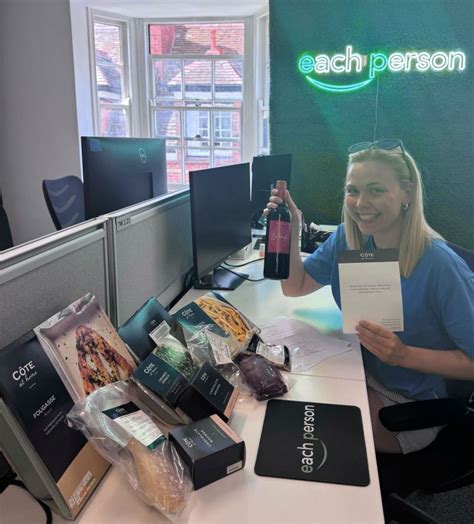 Each Person On Linkedin Recognition Teamwork Success Collaboration Employeebenefits Reward…