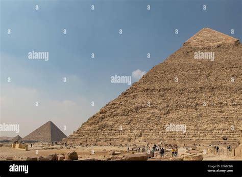 Pyramids Of Khafre And Menkaure Giza Cairo Egypt Stock Photo Alamy
