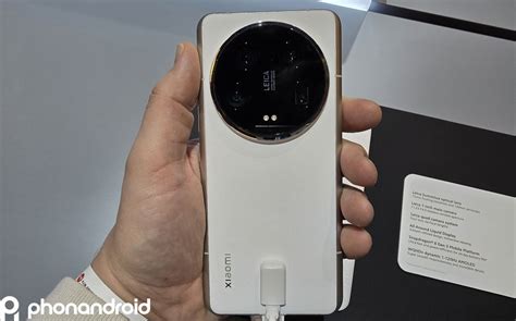 Xiaomi Ultra on a essayé le téléphone Android qui veut devenir le nouveau roi de la photo