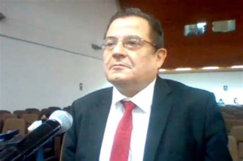 César Ochoa Nuevo Magistrado Del Tribunal Constitucional Conoce Su