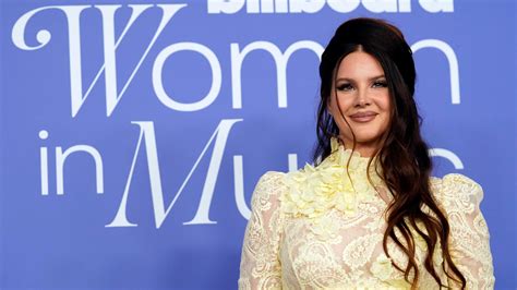 Musik Lana Del Reys Neuntes Album Der Wandel Der Retro Lichtgestalt