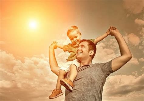 ۳۵ متن تبریک تولد پدر از طرف دختر و پسر ستاره