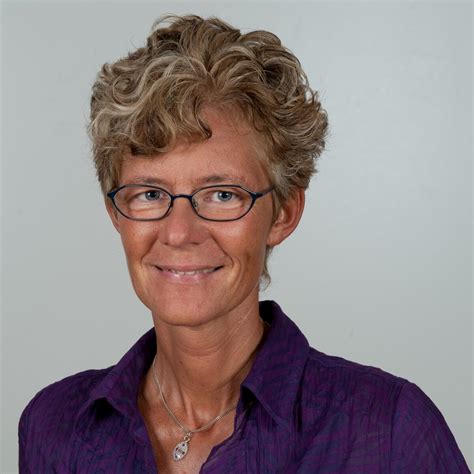 3 Fragen An Cornelia Sauer