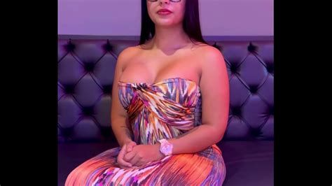 Modelo Colombiana Es Follada Por Un Extra O En Su Primer Casting Xnxx Com