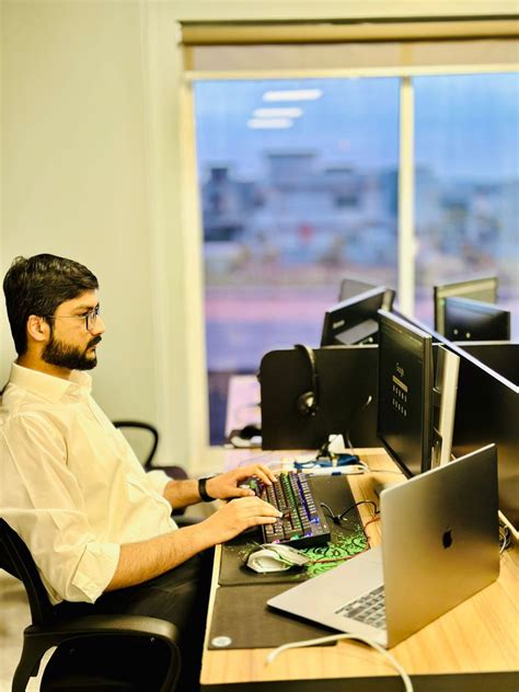 Techsolutions Meettheteam Projectdevelopment Softwareengineer Xiots 13 Comments